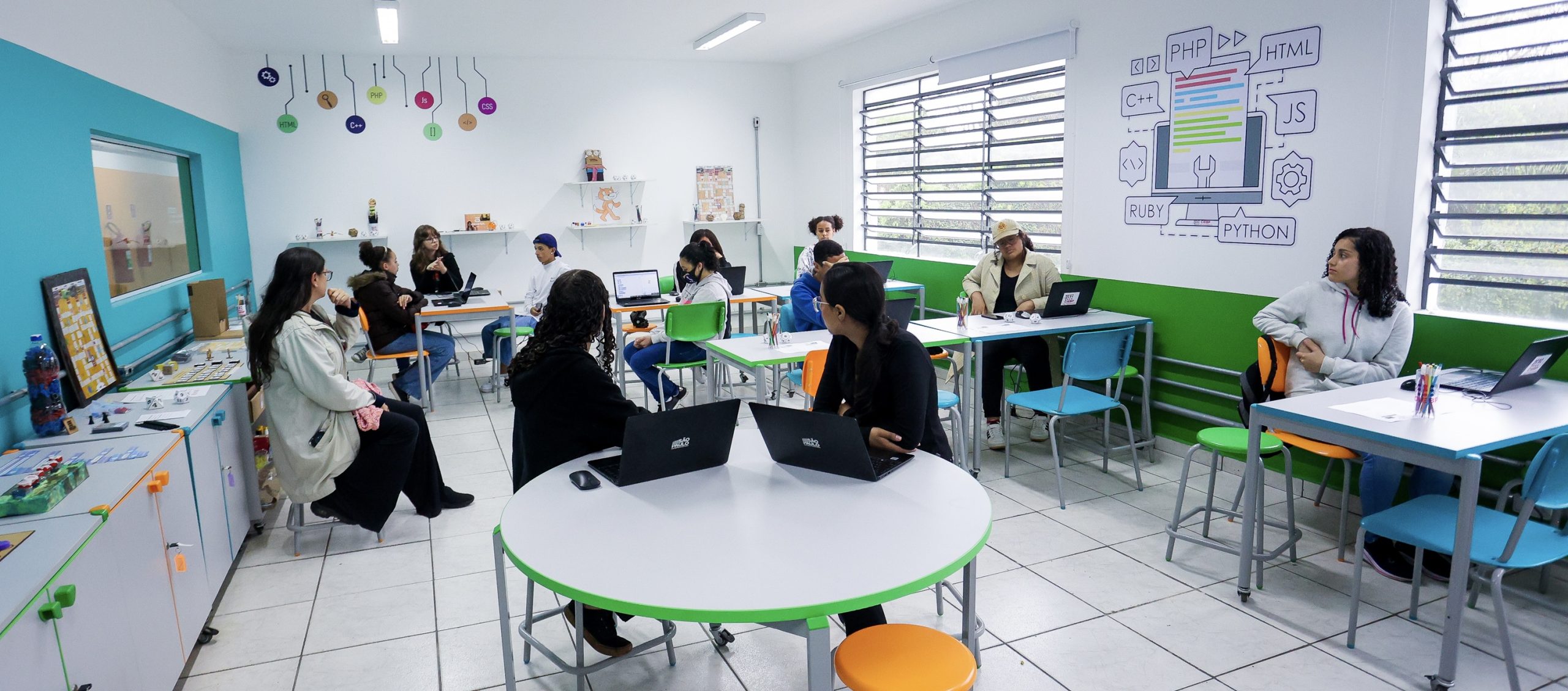 54 escolas da rede estadual do ABC vão ofertar itinerário técnico do ...